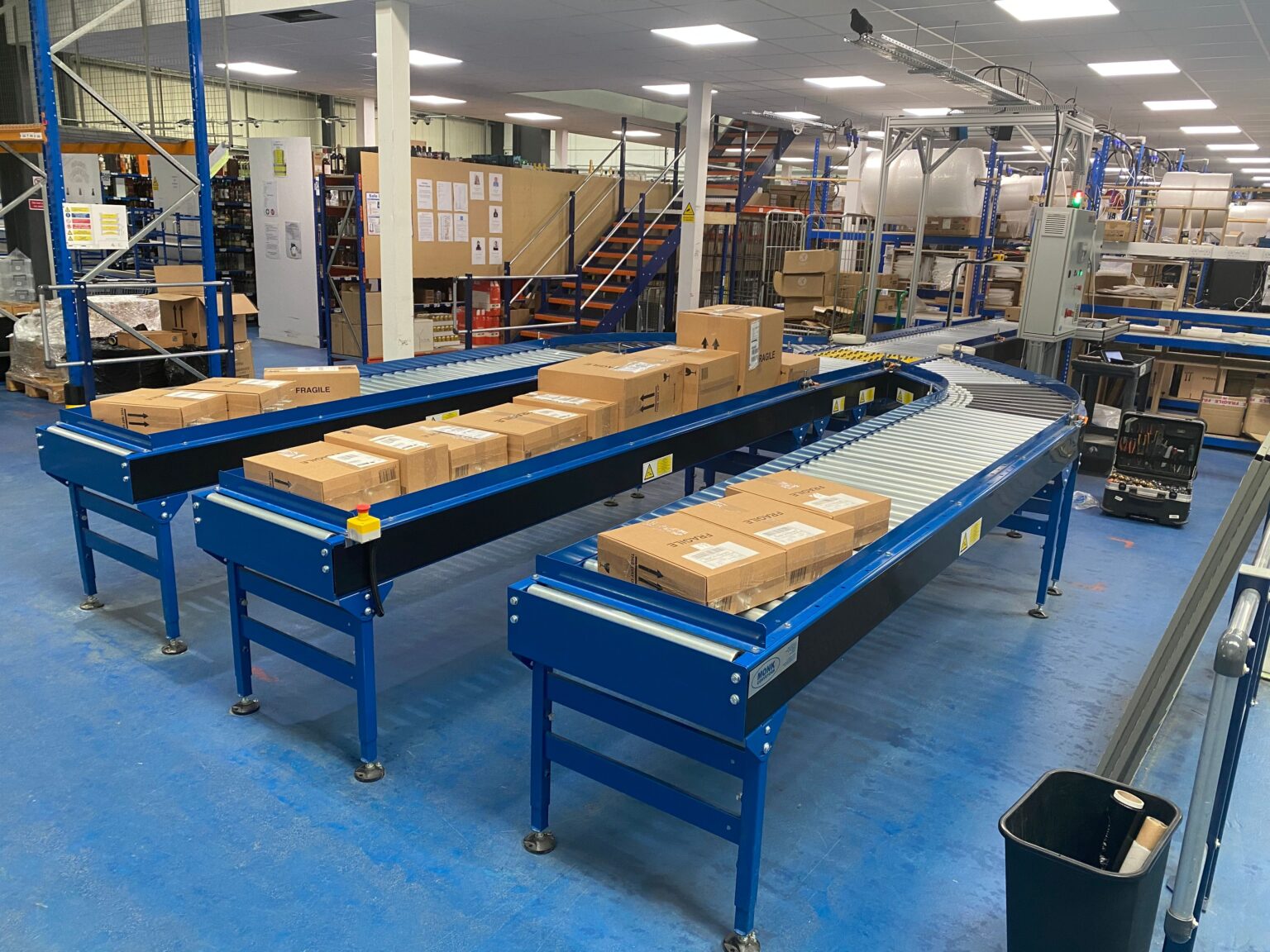 Warehouse Packing and Sortation - Monk Conveyors