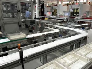 Lens Deblocking | Lens Detaping | Monk Conveyors